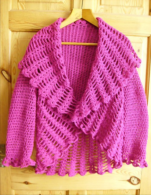 Ravelry: Fluffy Pink Shrug Schematics pattern by Lauri Bolland