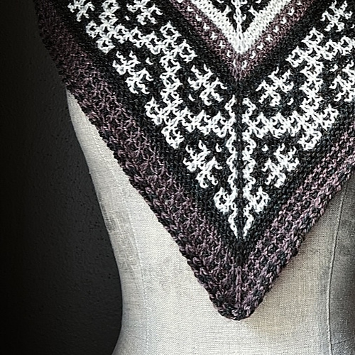 Ravelry: Mosaic Mood pattern by Cheryl Faust