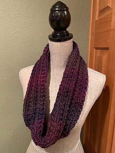 Ravelry: Beaded Rib Stitch Cowl pattern by Louis Chicquette