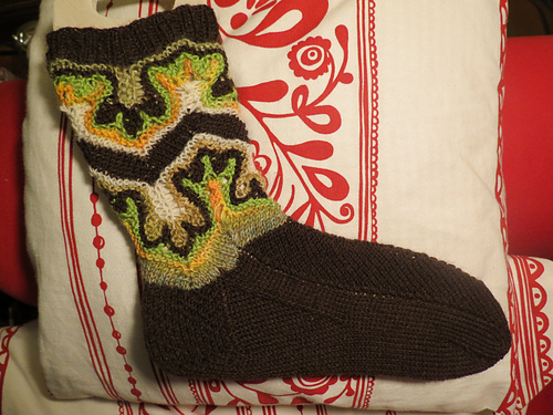 Ravelry: Fox Paws pattern by Xandy Peters