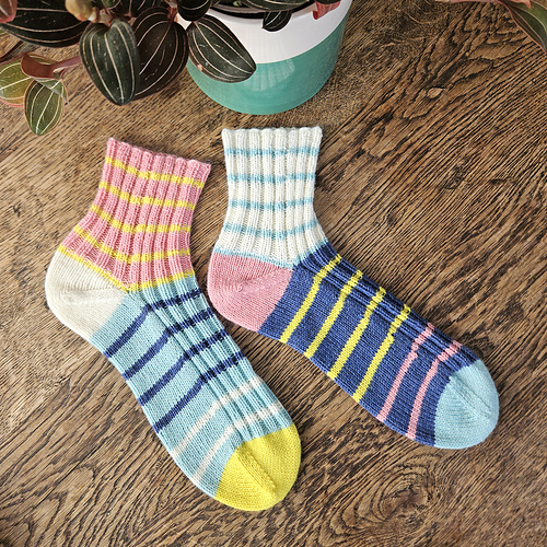 Ravelry: Breton Stripe Ribbed Socks pattern by Summer Lee