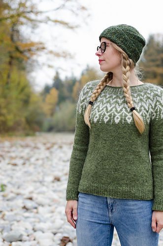 Ravelry: Dreyma pattern by Jennifer Steingass