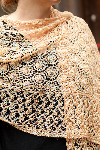 Ravelry: Circular Logic pattern by Chrissy Gardiner