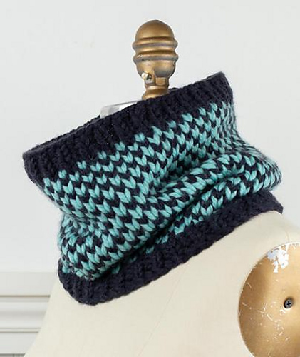 Ravelry: Simple Colorwork Cowl Bulky pattern by Churchmouse Yarns and Teas