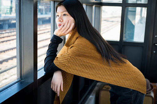 Ravelry: Seamless Poncho pattern by Churchmouse Yarns and Teas