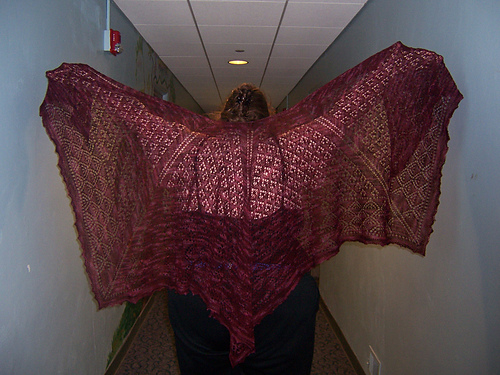 Shawl pattern recs with this shape? : r/knitting