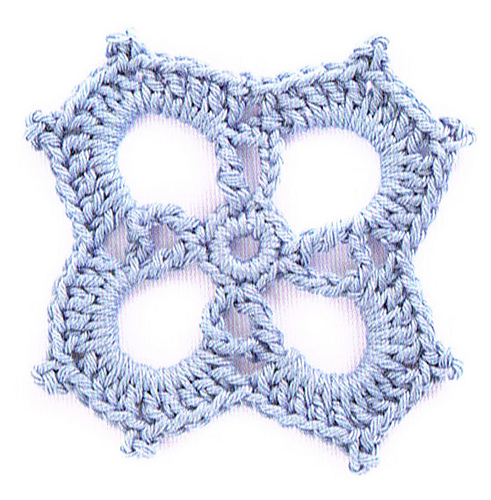 Ravelry: Large Loop Square pattern by Claire Crompton