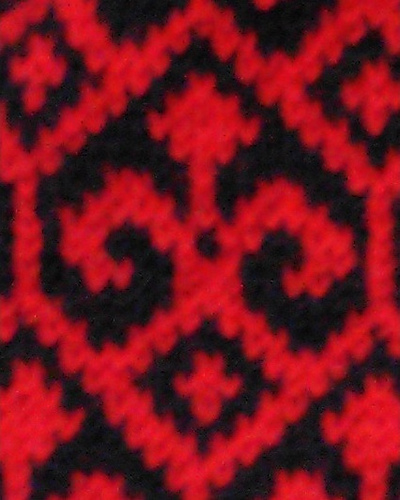 Ravelry: Fleur de Lis Fingerless Mitts pattern by Geanie Ollman