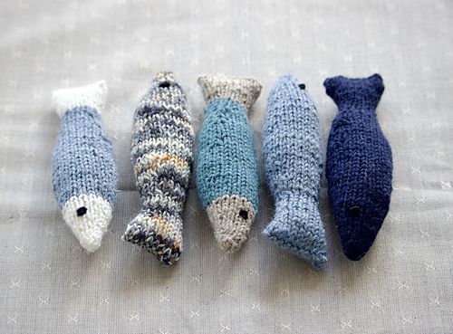 Ravelry: Little Knit Fish pattern by Teresa Runnett