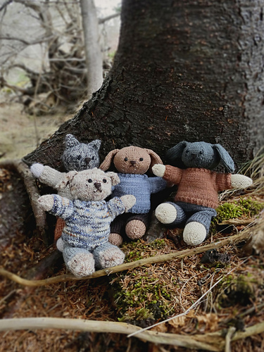 Ravelry: Bramble Puppy pattern by Teresa Runnett