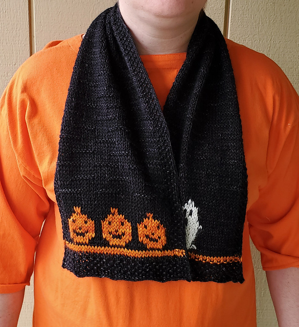 Ravelry: Halloween Peek A Boo Cowl-Scarf pattern by Pat Gallagher