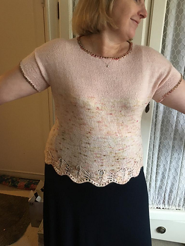 Ravelry: Shoreline Tee pattern by Yarnia Designs