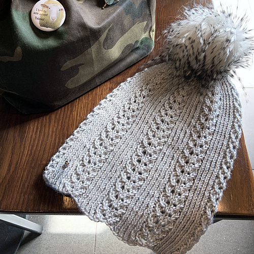 Ravelry: The Bernadette Hat pattern by cold comfort knits