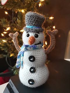 Ravelry: Noel the snowman pattern by All Things Knitty