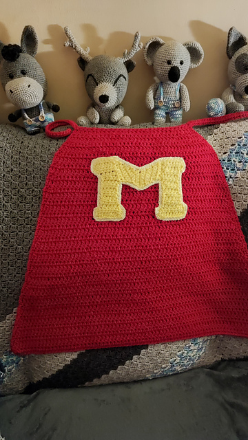 Ravelry: Kids Superhero Cape pattern by All Things Knitty