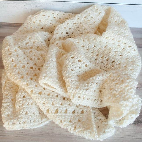 Ravelry: Susan Shawl pattern by Suzanne Carlson