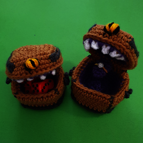 Ravelry: Mimic Box pattern by Kylie Slee