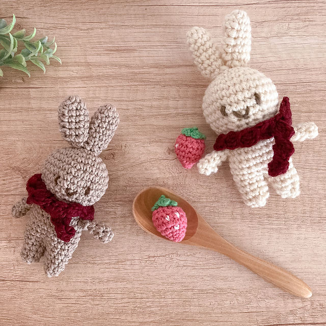 Ravelry: Amigurumi Rabbit pattern by Tomoko Hori