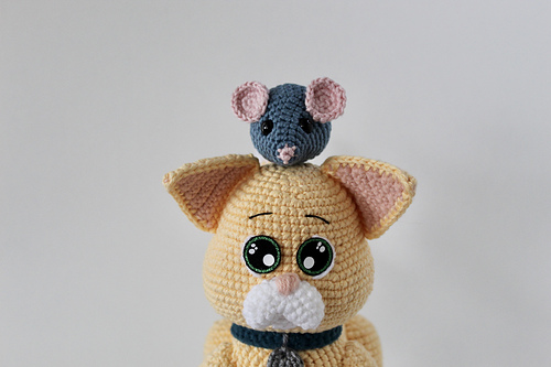 Ravelry: The Mouse pattern by Ivy Smith