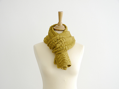 Ravelry: Custard Cream Wrap pattern by Kyoko Nakayoshi