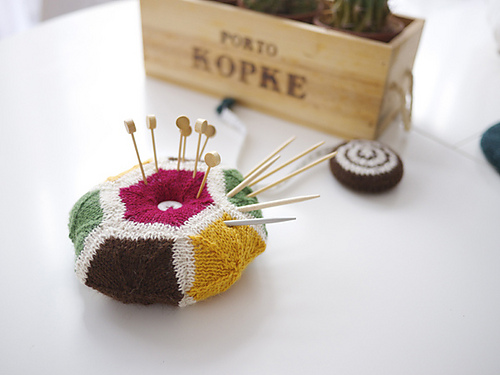 Ravelry: Jumbo Pin Cushion pattern by Kyoko Nakayoshi