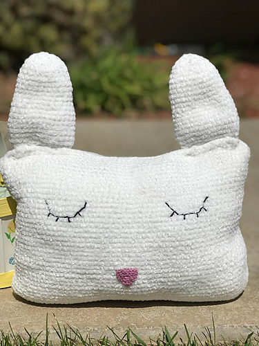 Ravelry: Velveteen Rabbit Pillow pattern by Rachel Counts