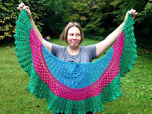 Ravelry: Vintage Circular Shawl pattern by Teresa Transou