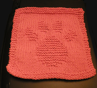 Ravelry: cozyhomelife's Paw Print Dishcloth