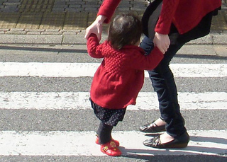 Ravelry: cozysunnyday's Toddler's Smocked Cable Coat