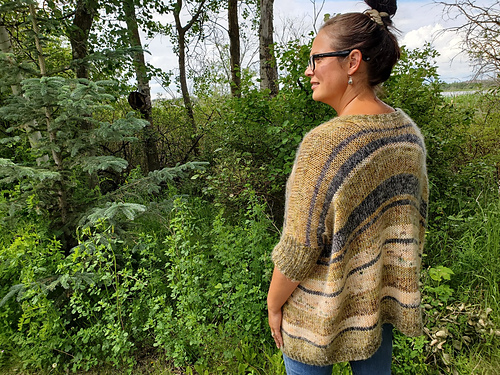 Ravelry: Simple Hug Cardi pattern by Cozy Up Knits