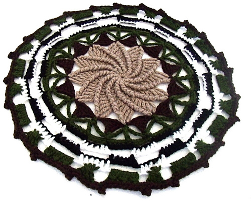 Ravelry: Spiral Geometry Mandala pattern by Augenia (Jenny) Lawson