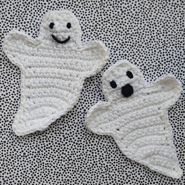 Ravelry: Halloween ghost applique pattern by Janine Dalton