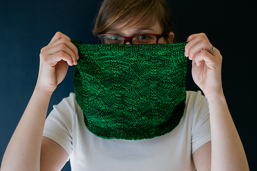 Ravelry: Dragon Skin Cowl pattern by Craftslayer