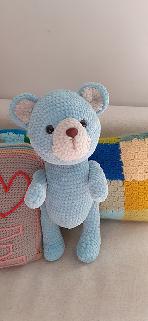 Ravelry: Blue Bear pattern by Gina Rahman