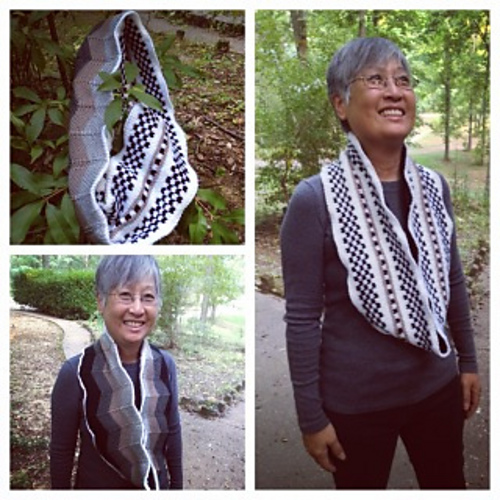 Ravelry: Chevron & Checks Cowl pattern by Starla Knits