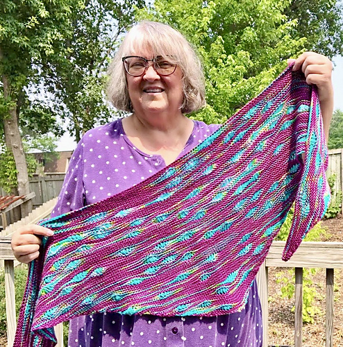 Ravelry: Pooling by the Pool pattern by Chic and Regal Knits