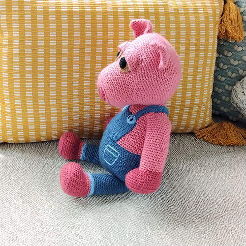 Ravelry: Crochet Ziggy the Piggy pattern by Jenny Ryan