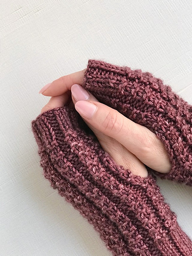 Ravelry: Norland Park Mitts pattern by Craig Rosenfeld