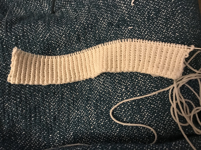 Ravelry: crayolacrayonnn's The Handsome Chris Pullover (from Knives Out)