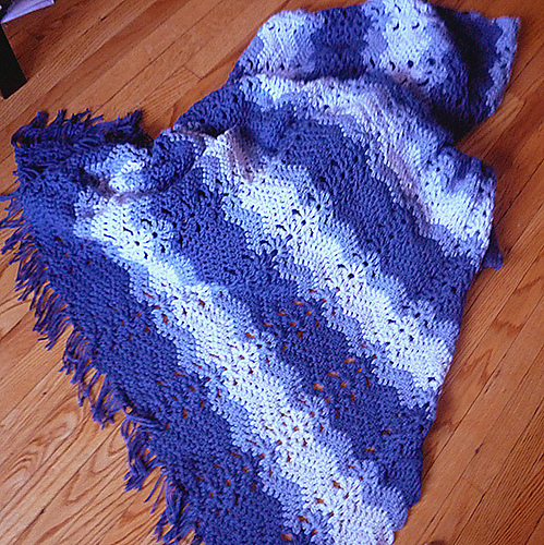 Ravelry: Ocean Waves Afghan (3-color) pattern by Bernat Design Studio