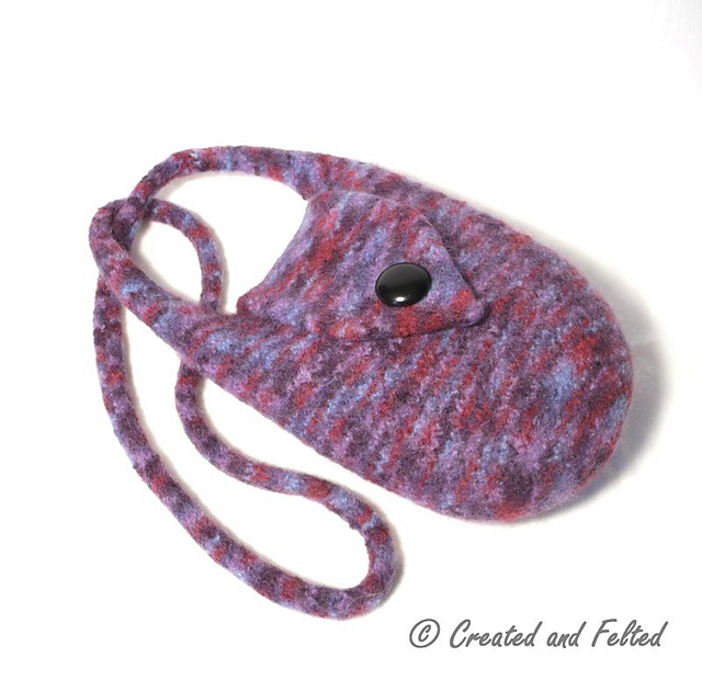 Ravelry: "Yvonne" Felt Bag pattern by Claire Fairall Designs