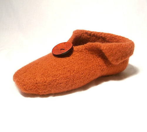 Ravelry: Felt Slippers pattern by Claire Fairall Designs