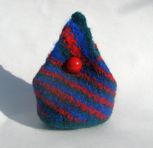 Ravelry: Diagonal Stripe Teardrop pouch pattern by Claire Fairall Designs