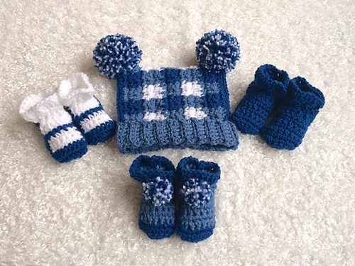 Ravelry: Gingham Noggin and Toes Set pattern by Sheila Zachariae