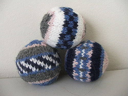 Ravelry: Juggle Your Pleasure pattern by Susan Z. Douglas