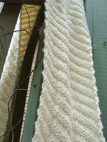 Ravelry: The Wellesley Scarf pattern by Cristy Rowley