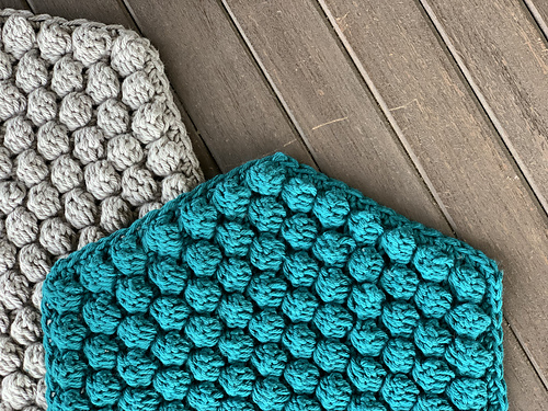 Ravelry: Bobble Hexagon Trivet pattern by Amy Minard