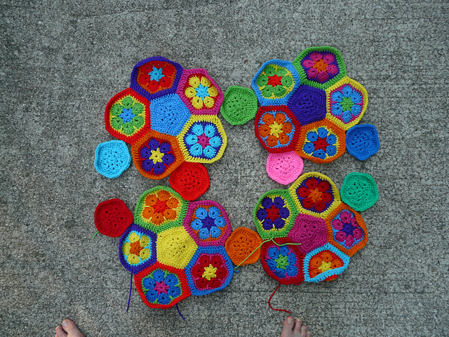 Ravelry: crochetbug13's African Flower Soccer Ball