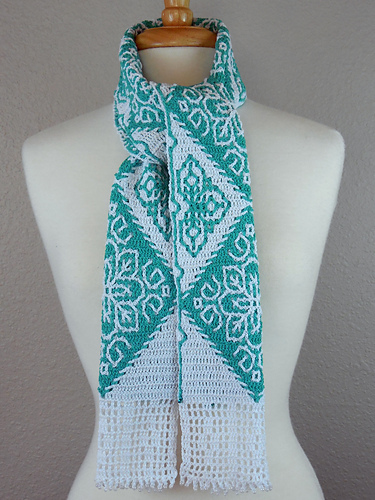 Ravelry: Diamond Medallion Scarf pattern by Kathryn A. Clark