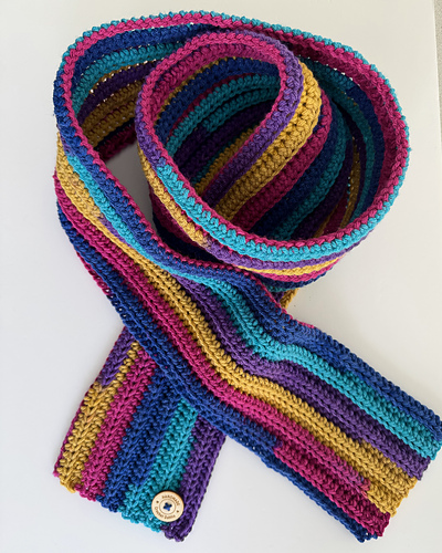 Ravelry: Mon Scarf pattern by Karen Tate
